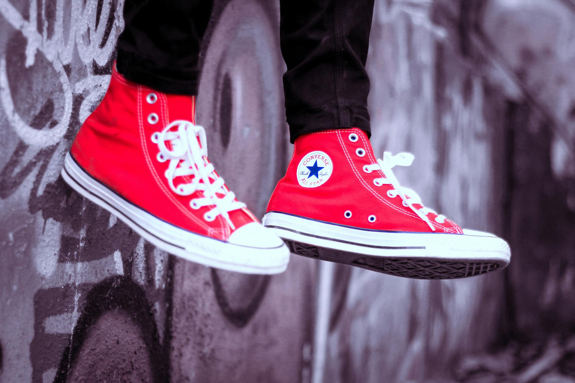 Sneaker Culture: Courtside to Catwalks in 2026